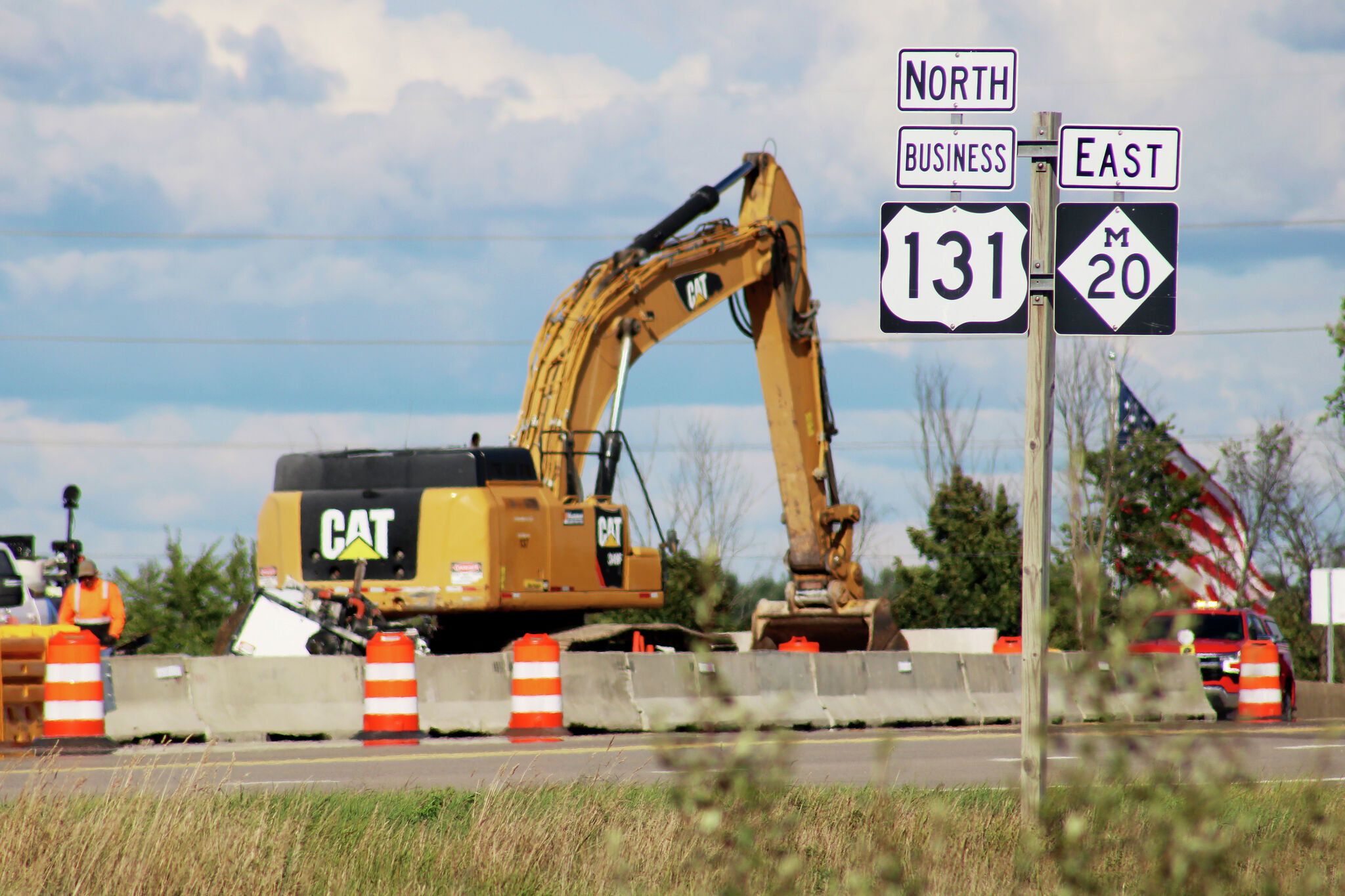 Left lane on U.S. 131 south closed at one Big Rapids Michigan bridge