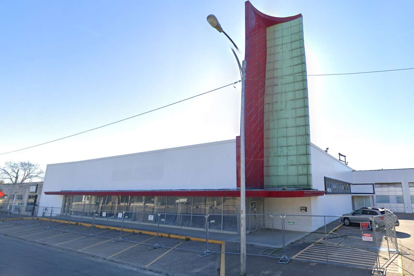 Shuttered historic Texas H-E-B reopens with new purpose