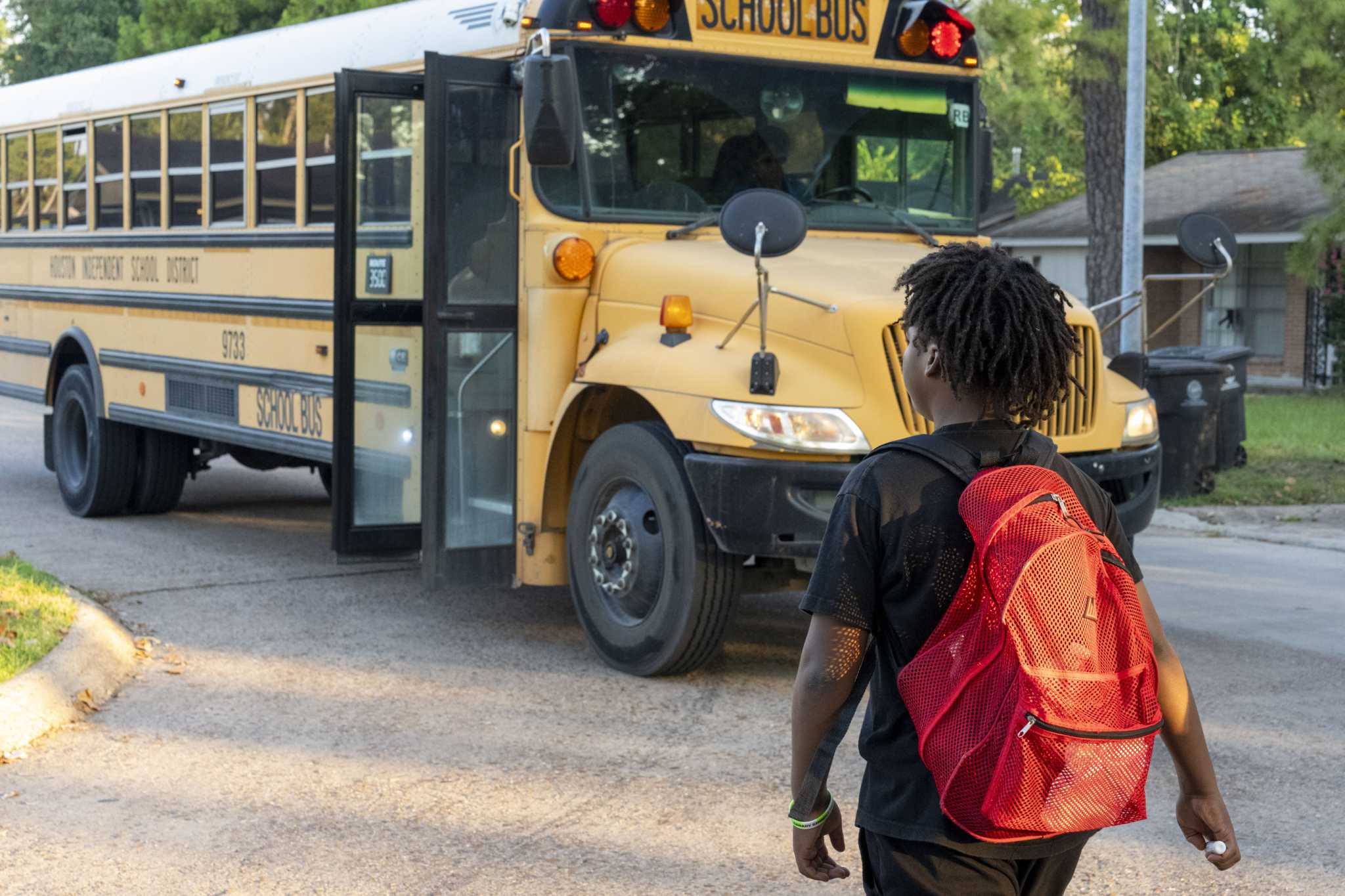 HISD seeks exemption to new law requiring seat belts in school buses