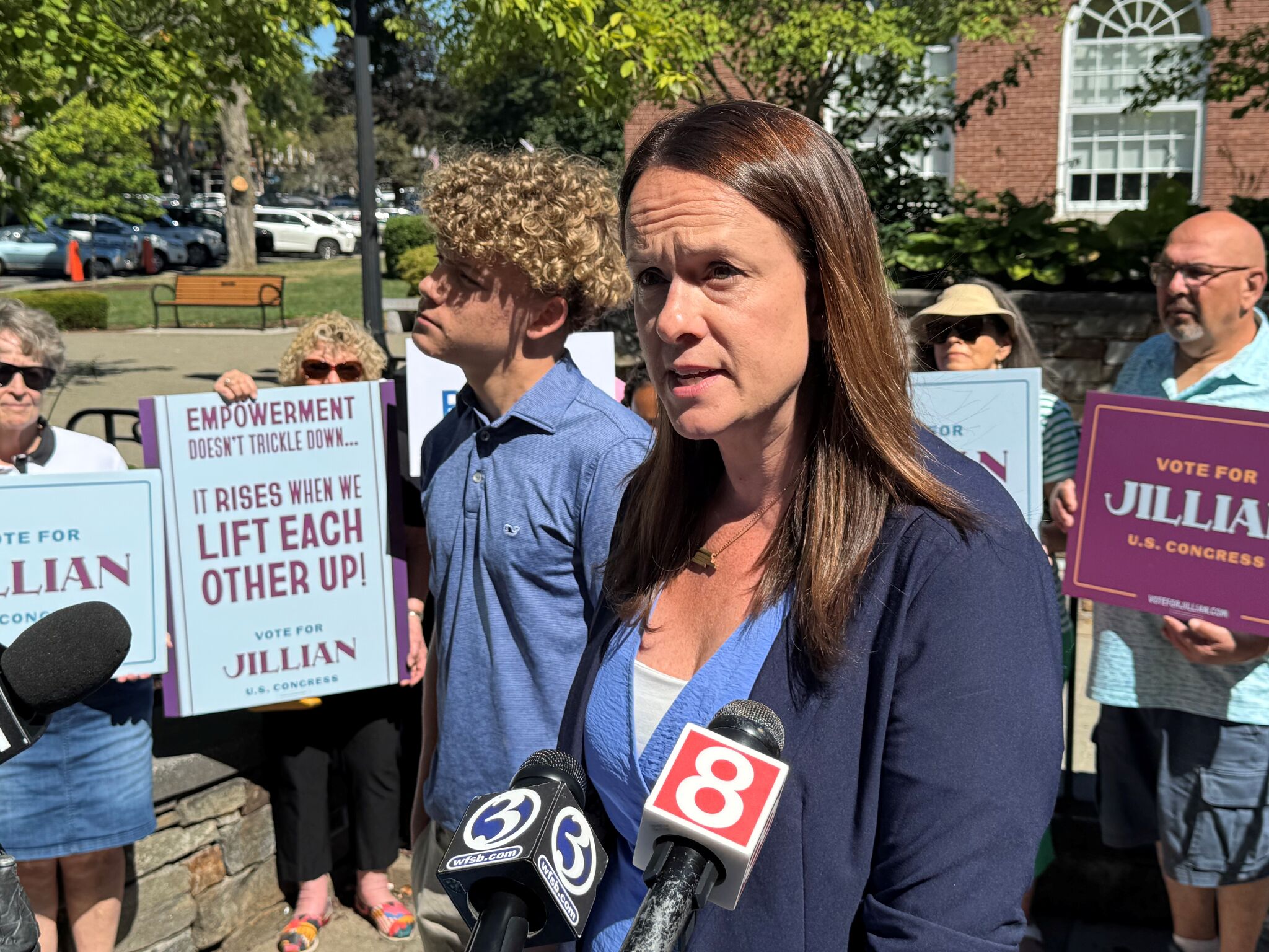 John Larson has four challengers as Jillian Gilchrest enters race