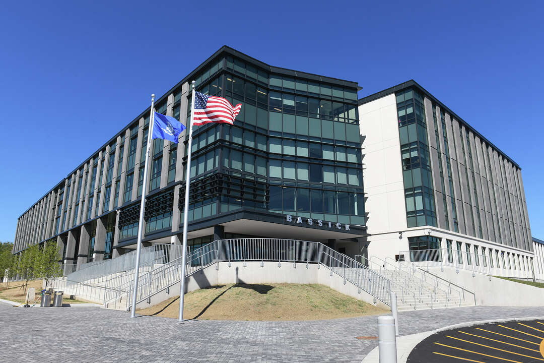 Bridgeport's new Bassick High School set to open on UB's campus