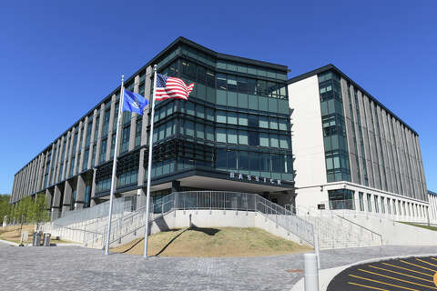 Bridgeport's new Bassick High School set to open on UB's campus