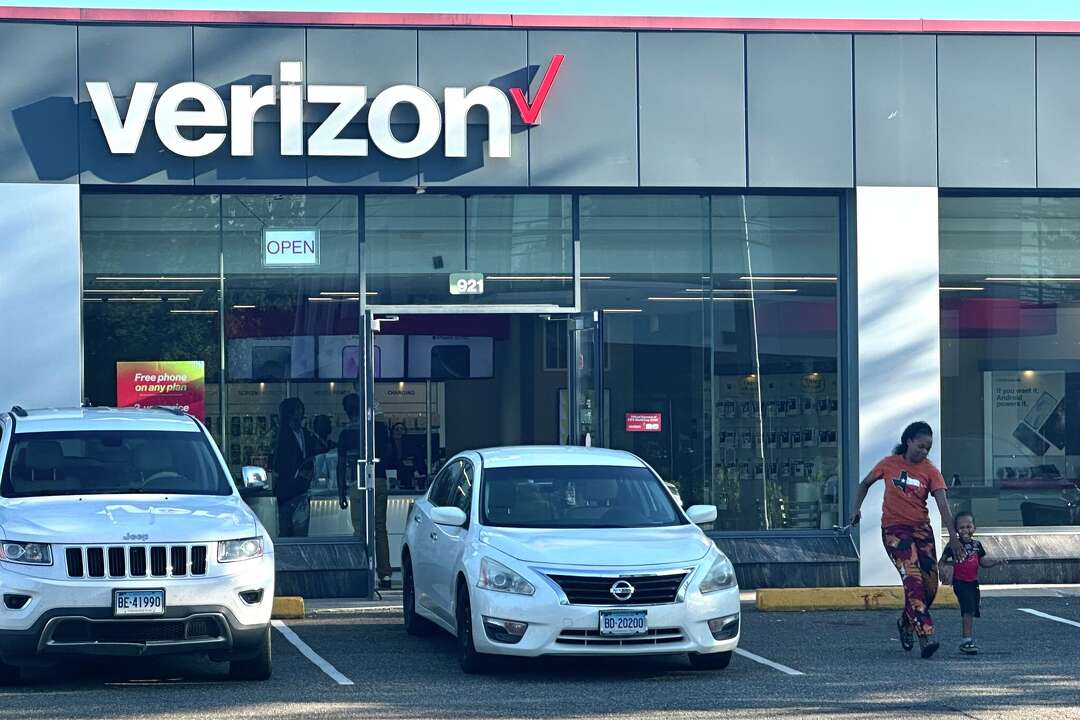 What Verizon’s Frontier acquisition means for Connecticut customers