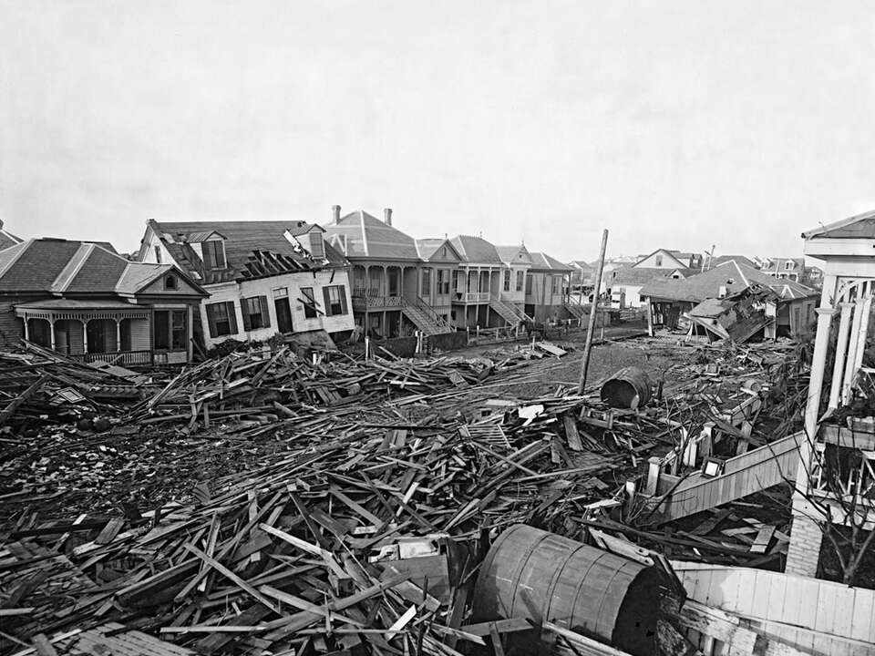 'Isaac's Storm' tells 1900 Galveston hurricane in terrifying detail