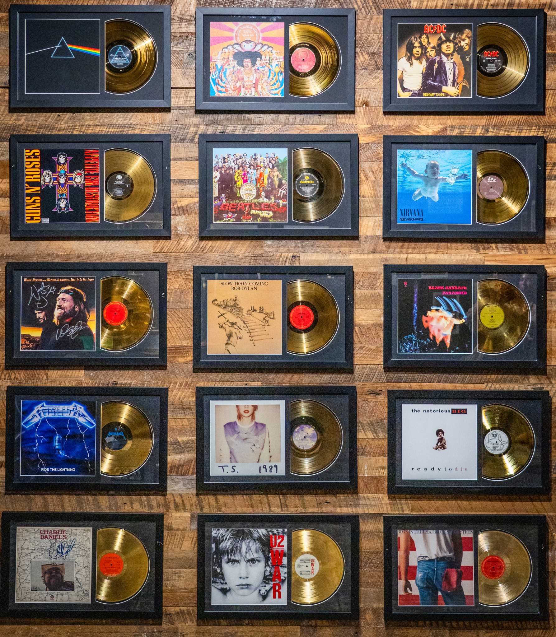 Austin’s Waterloo Records reopens with new bar, studio, live music