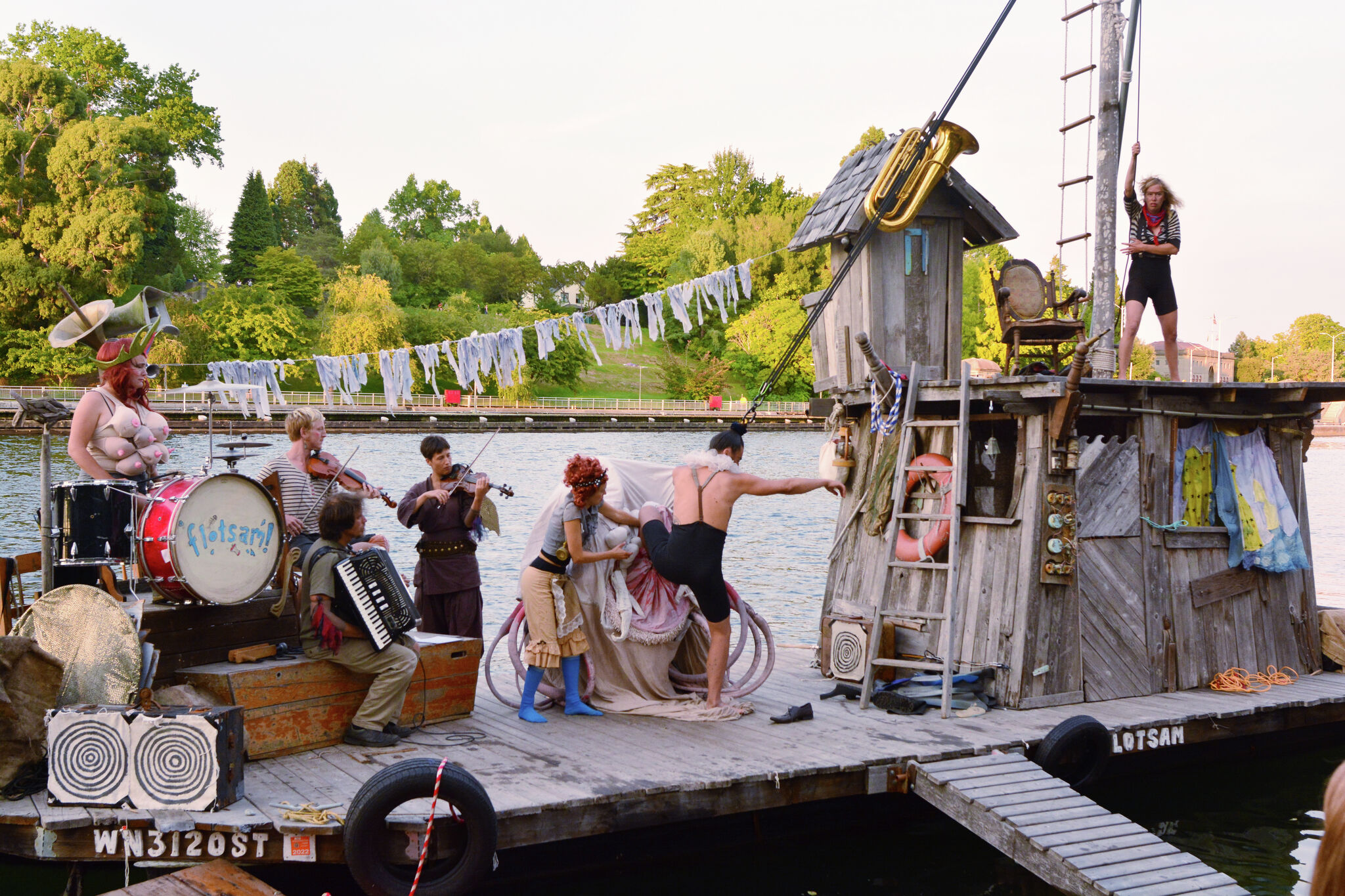 Flotsam River Circus stops in upstate New York for Erie Canal tour