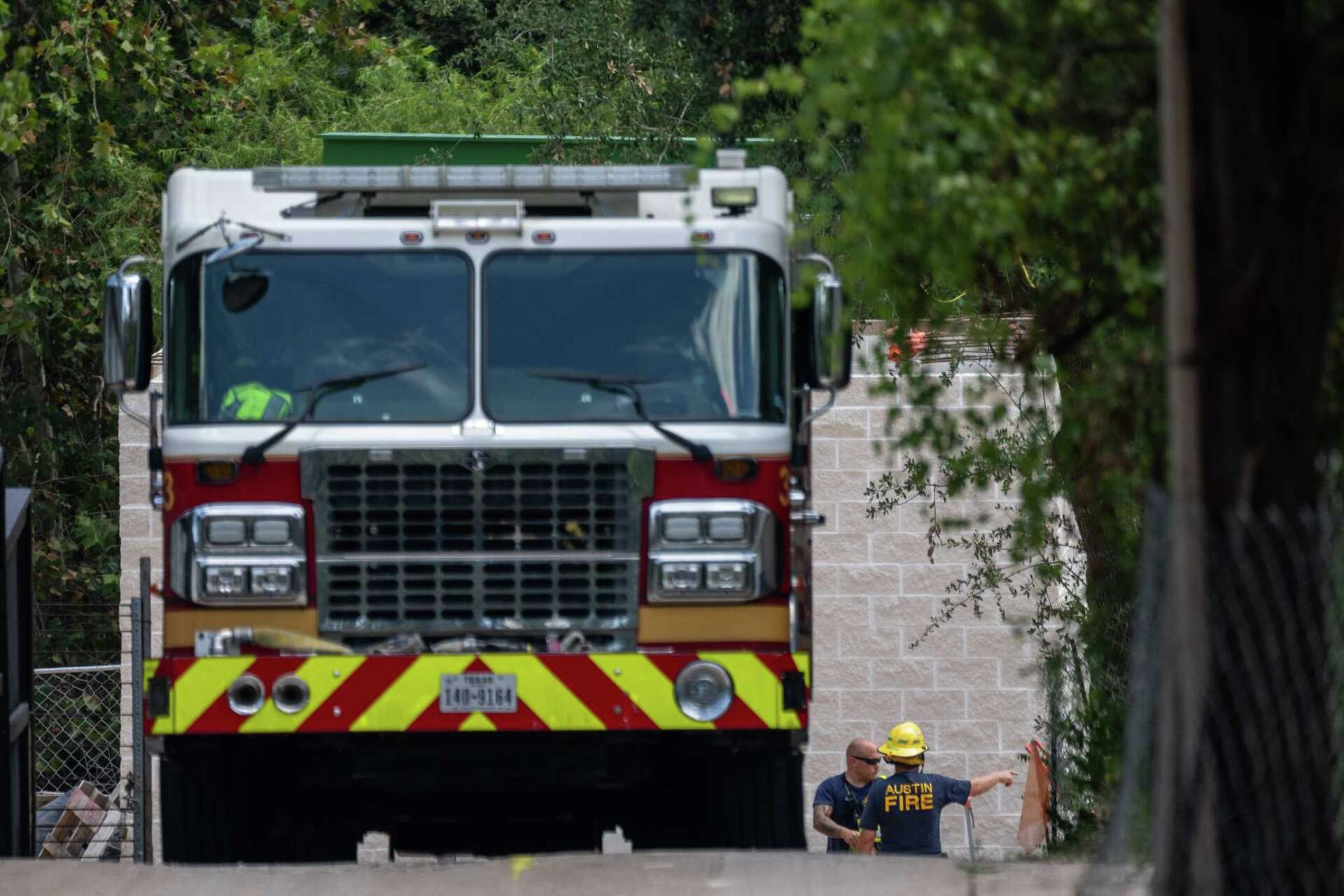 Austin Water contractor dies after crane collapse in North Austin