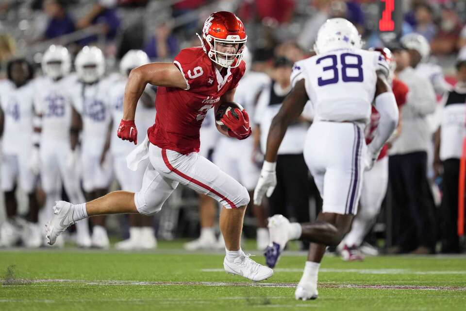 Houston Cougars' defense dominates Stephen F. Austin in opener