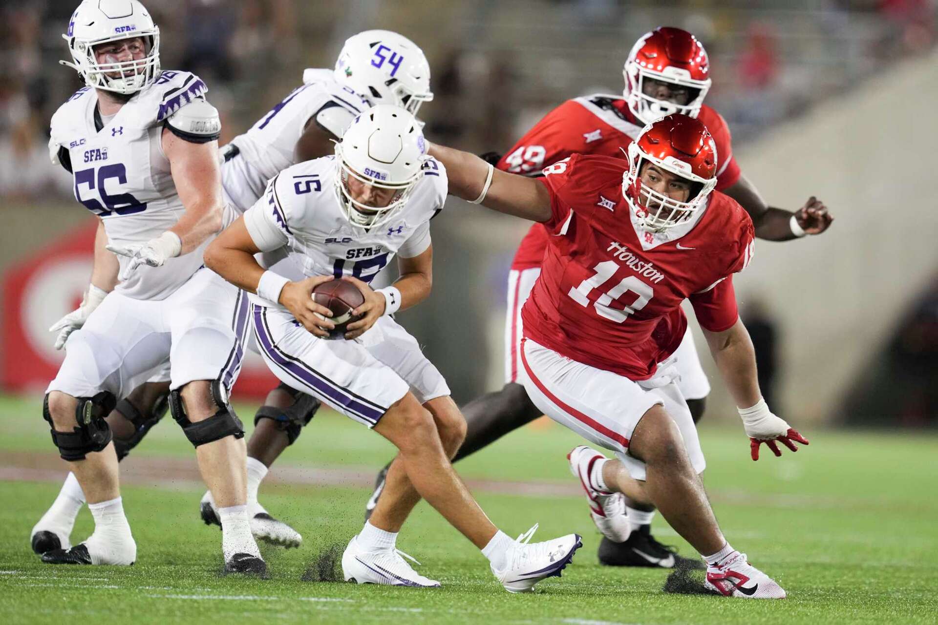 Houston Cougars' defense dominates Stephen F. Austin in opener