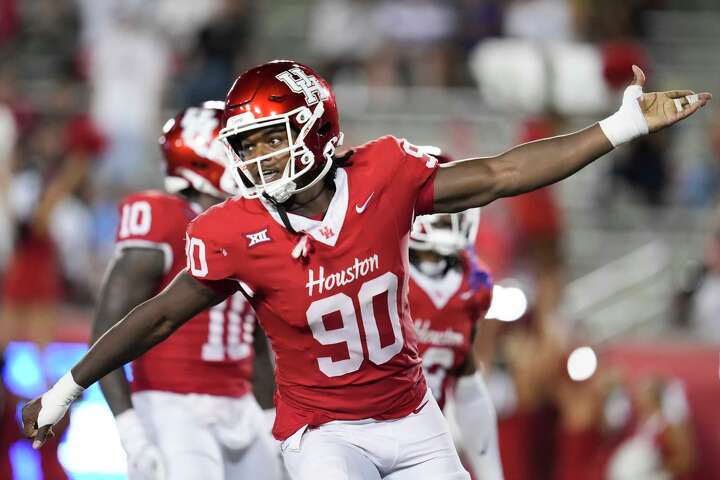 Houston Cougars' defense dominates Stephen F. Austin in opener
