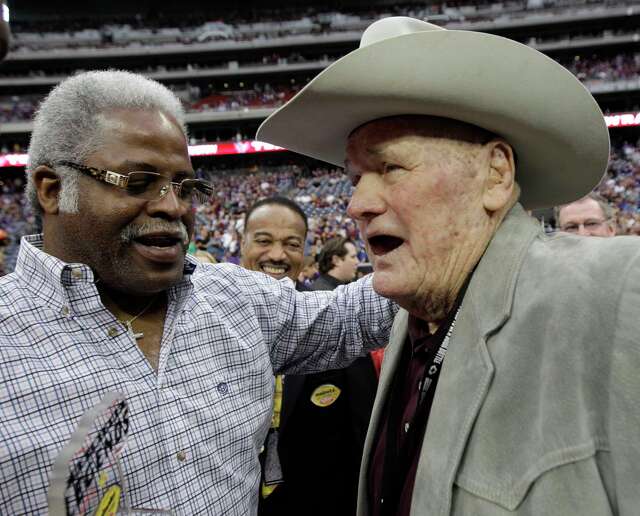 Bum Phillips: Oilers' coach, cowboy, friend and football genius