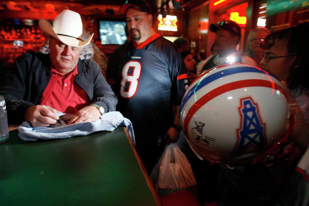 Bum Phillips: Oilers' coach, cowboy, friend and football genius