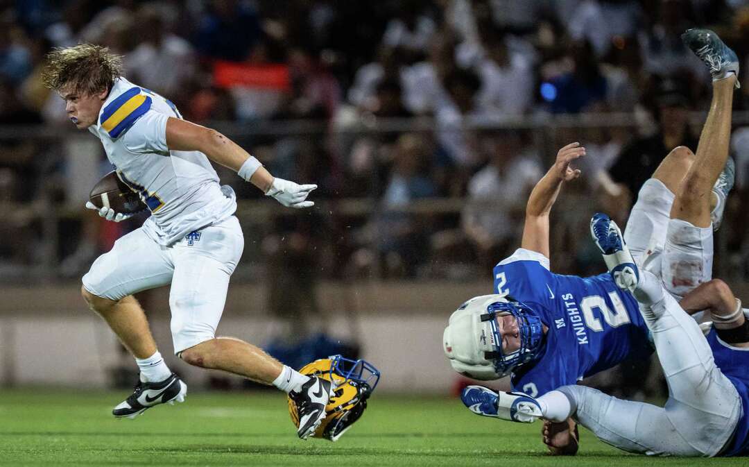 High school football: Anderson tops McCallum to begin 2025 season