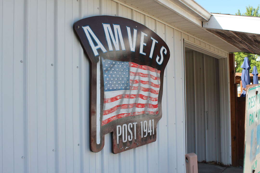 Big Rapids Michigan AMVETS leader named post commander of the year