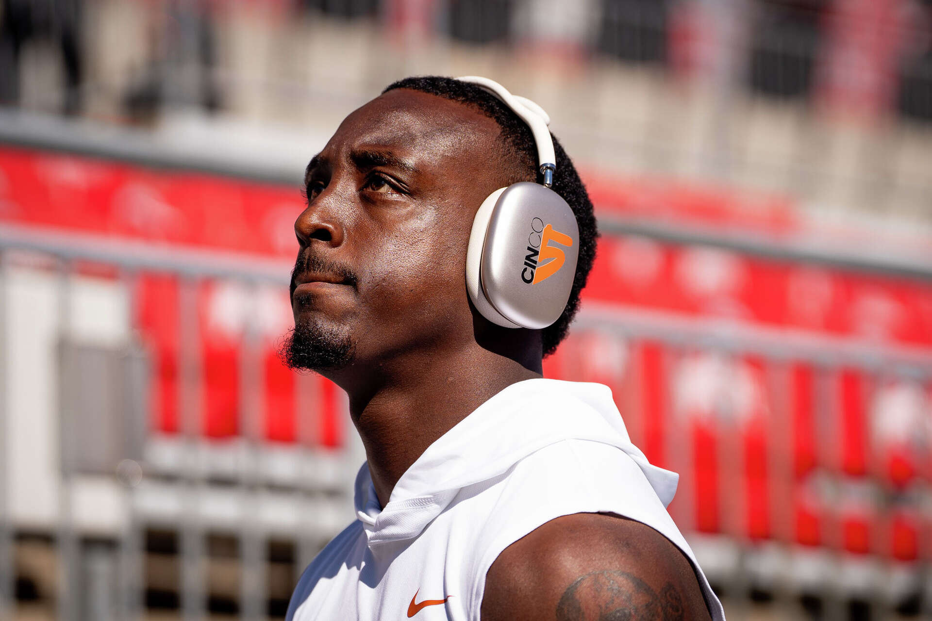 Quintrevion Wisner out for Texas football clash vs San Jose State