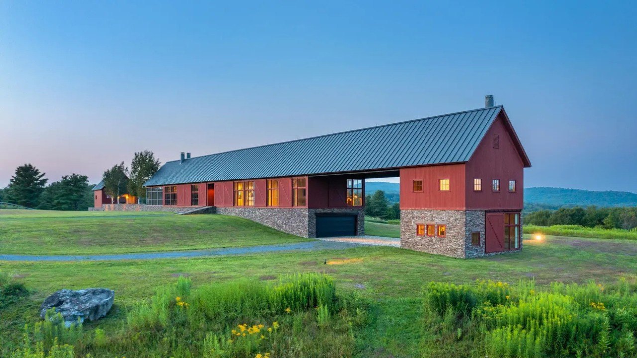 Incredible Custom Barndominium 'Like No Other' With Hobby Farm and Room ...