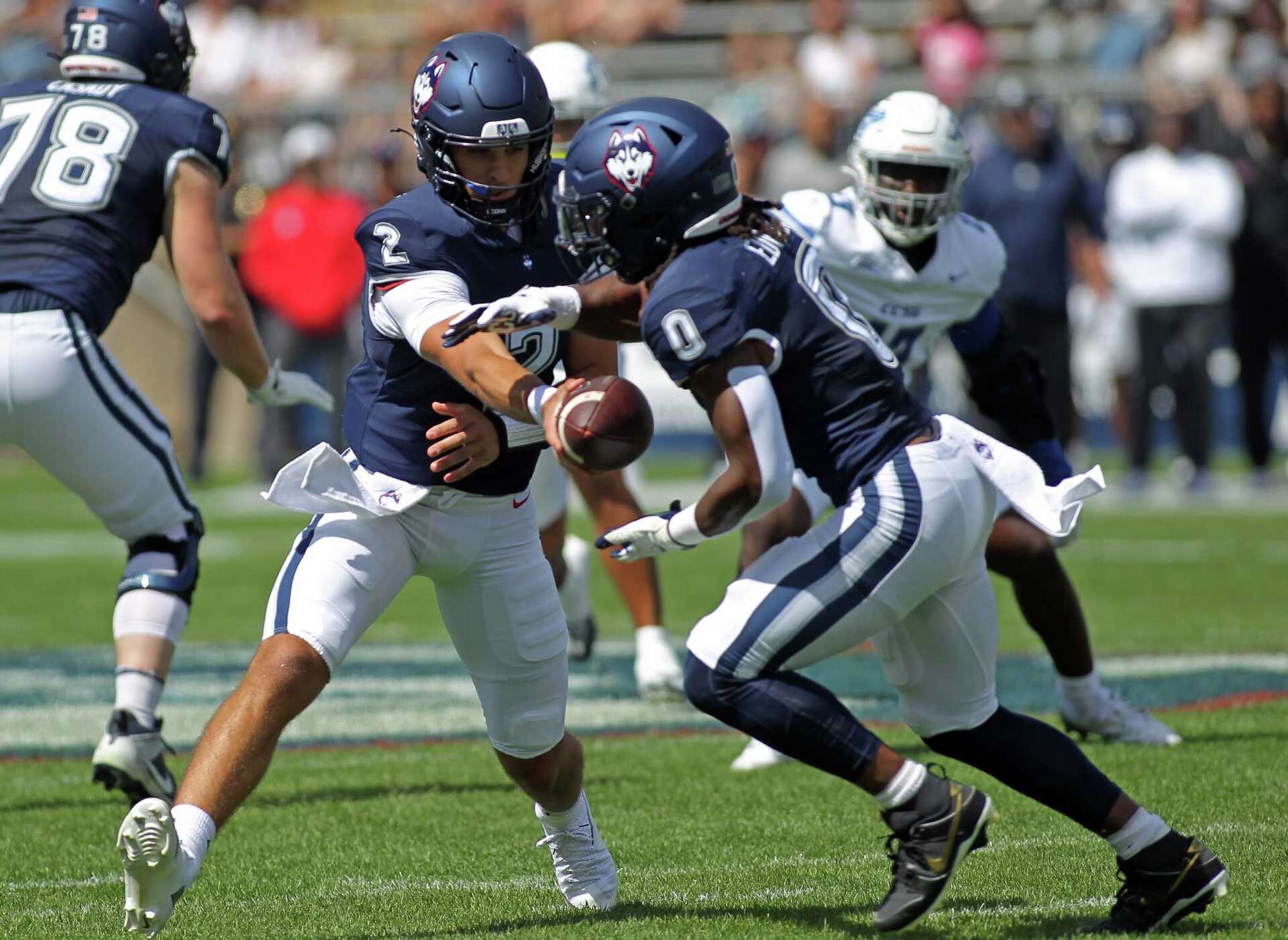 UConn running back Cam Edwards enters transfer portal