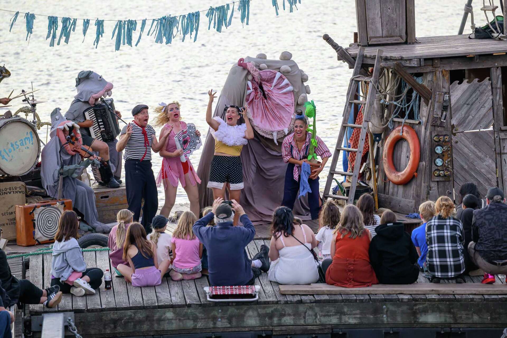 Flotsam River Circus thrills with waterfront show in Rensselaer
