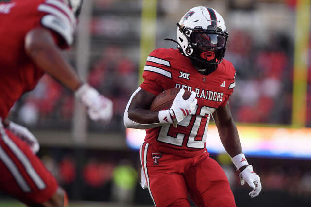 Texas Tech routs Arkansas-Pine Bluff 67-7, Morton exits