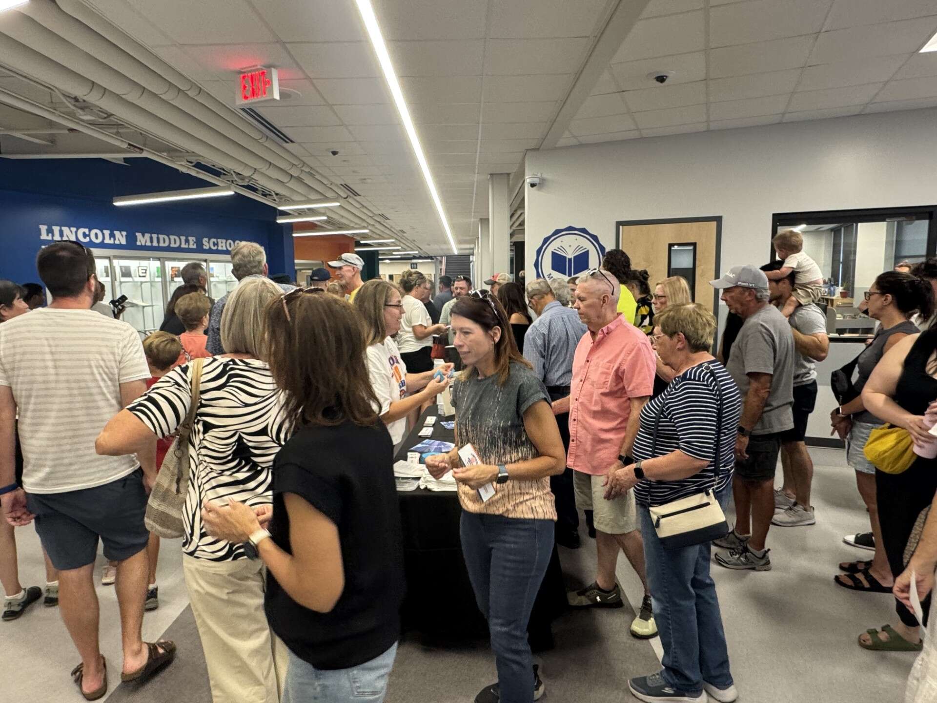 Edwardsville District 7 celebrates Lincoln Middle School