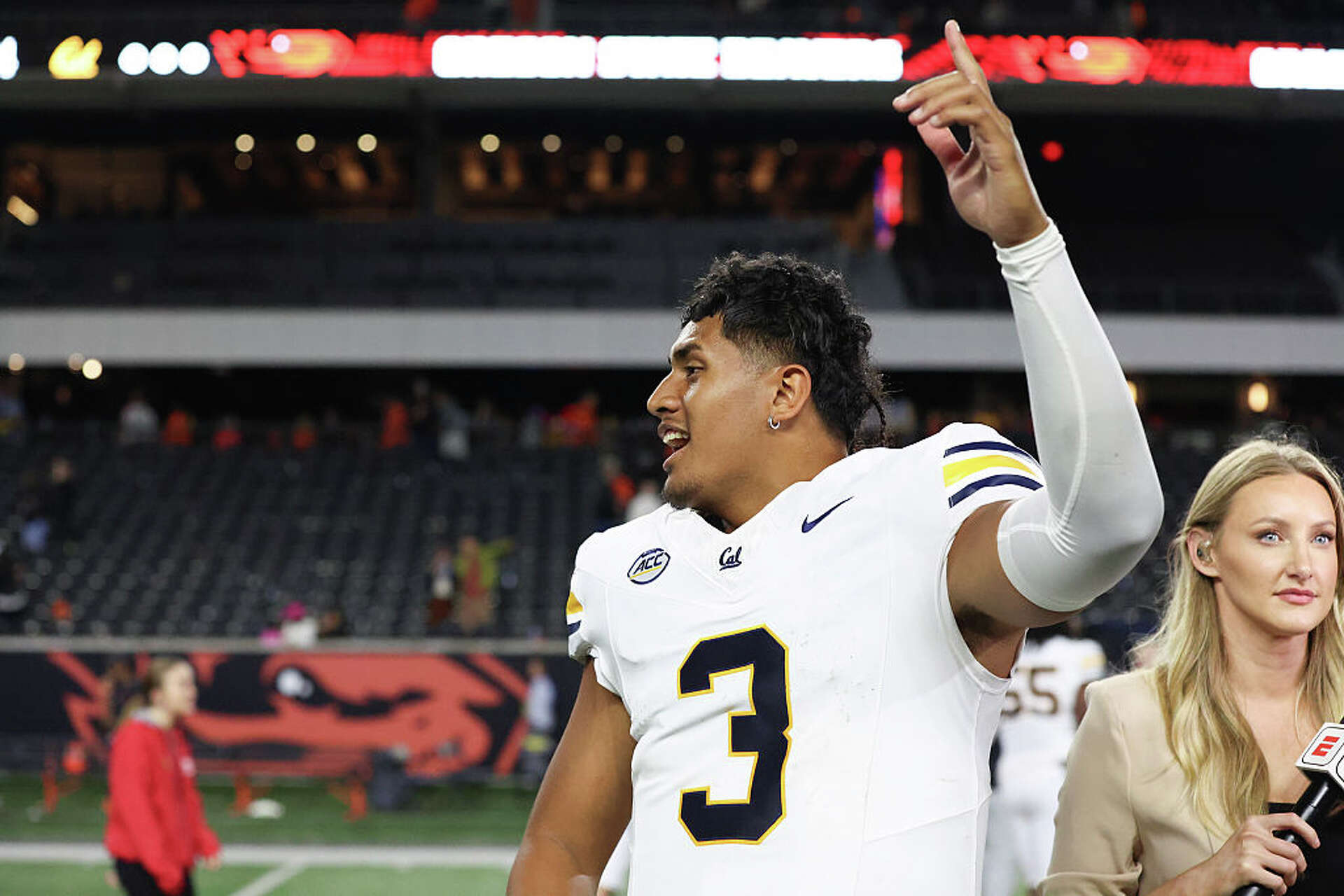 The internet can't get enough of Cal's true freshman quarterback