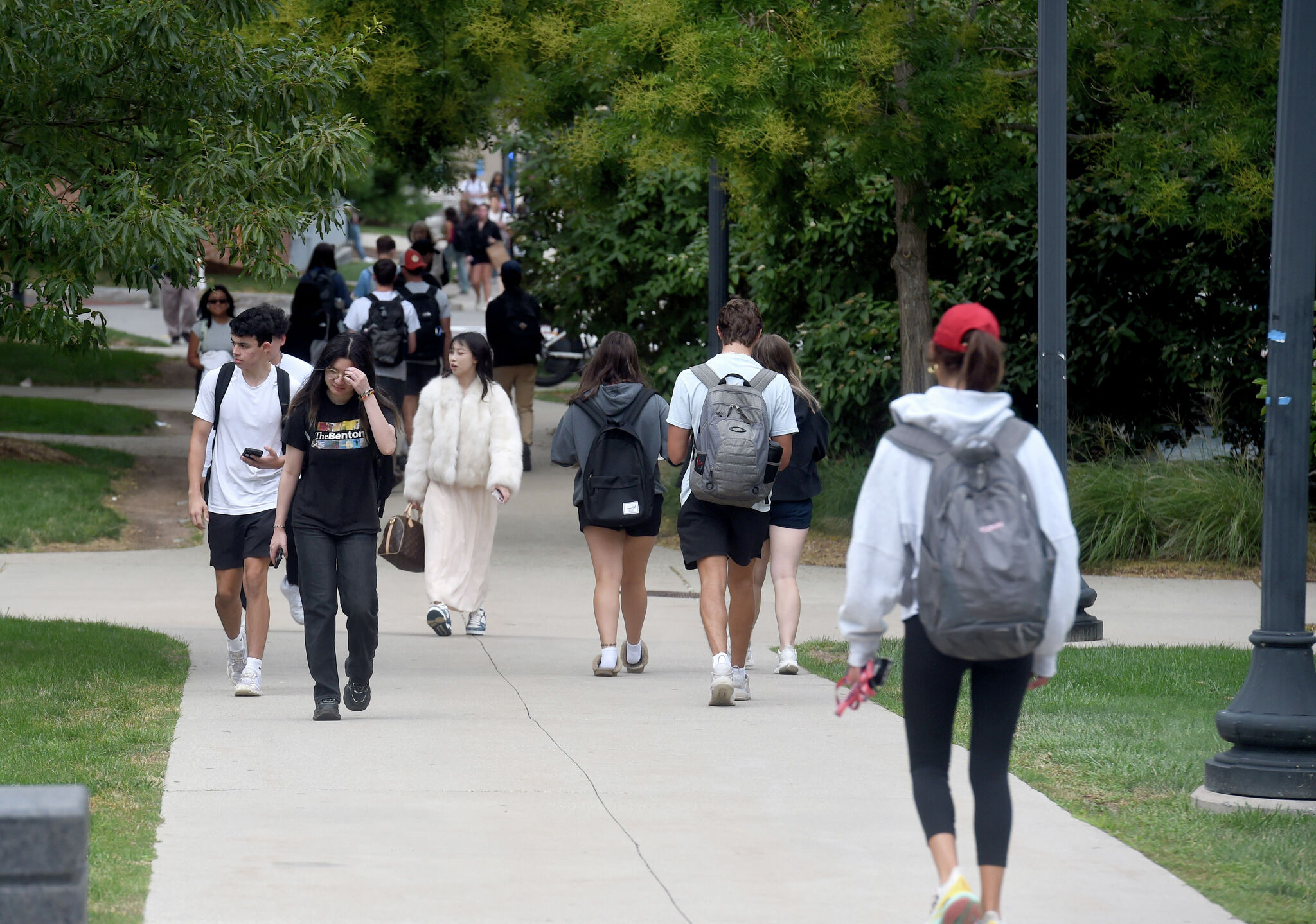 CT university programs supporting minority students at risk