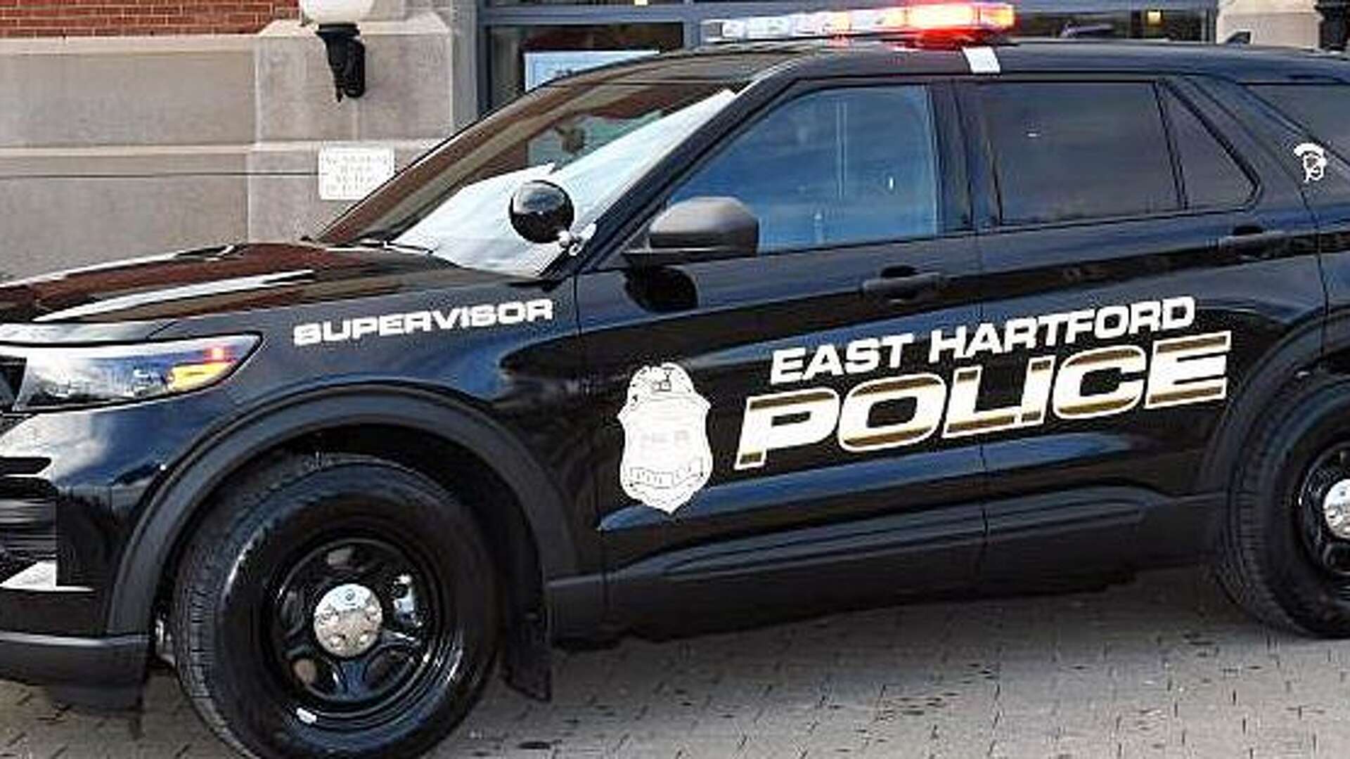 3 departments called to break up East Hartford trampoline park fight