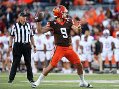 Former New Canaan star Drew Pyne wins QB debut at Bowling Green
