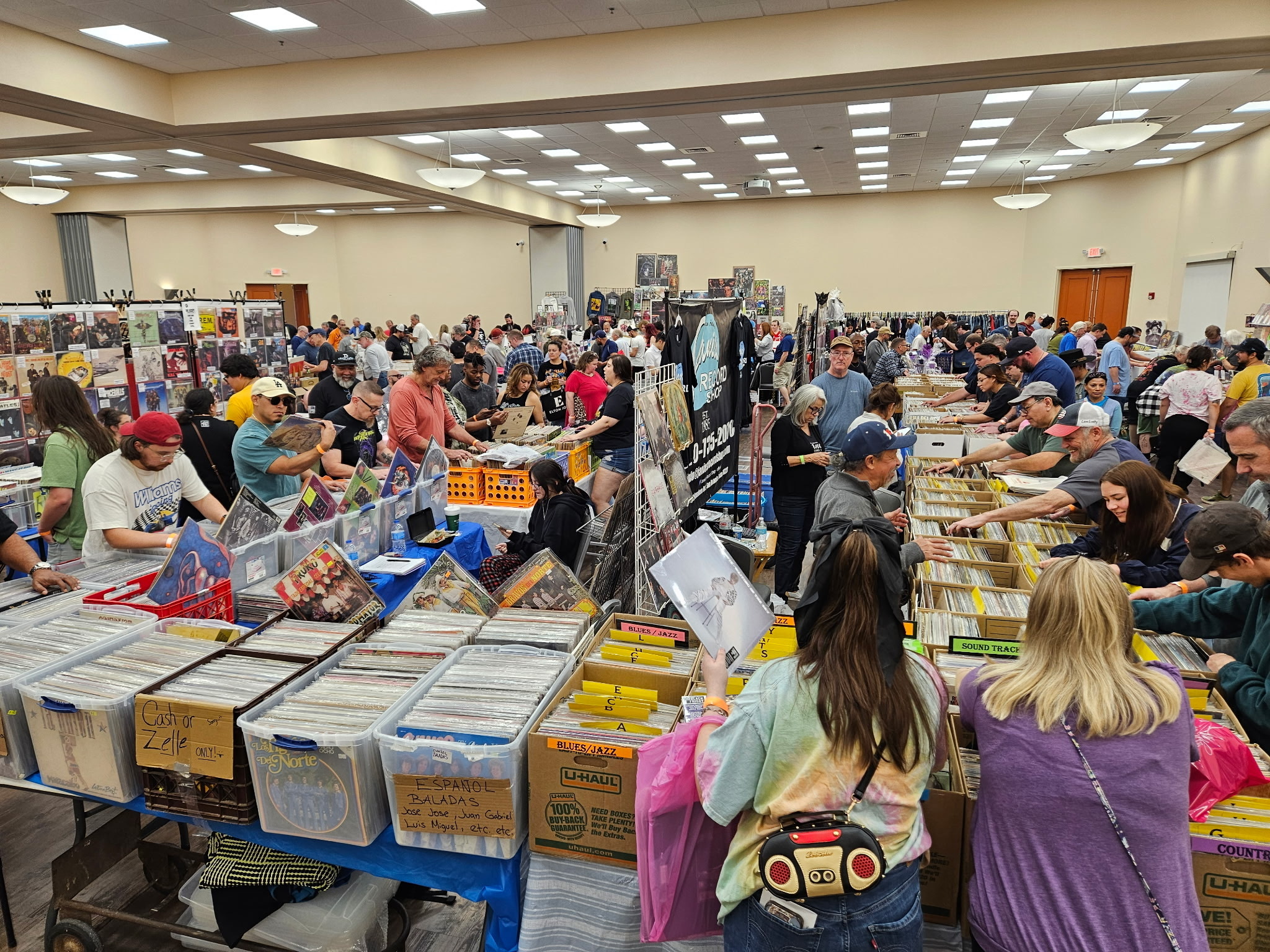 Longtime San Antonio record store hosts massive vinyl showcase