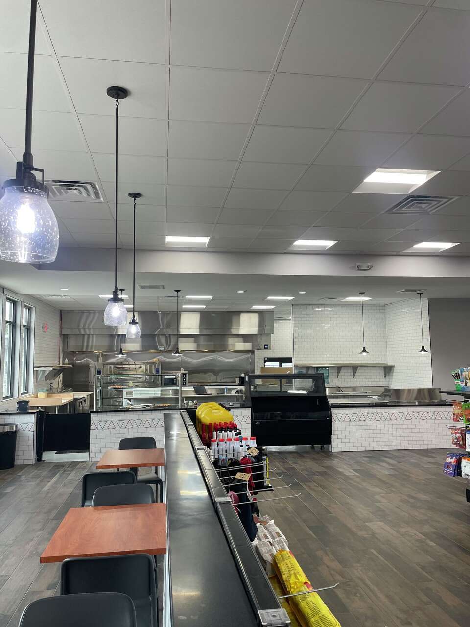 29-year-old opens Pat's Apizza from North Haven gas station
