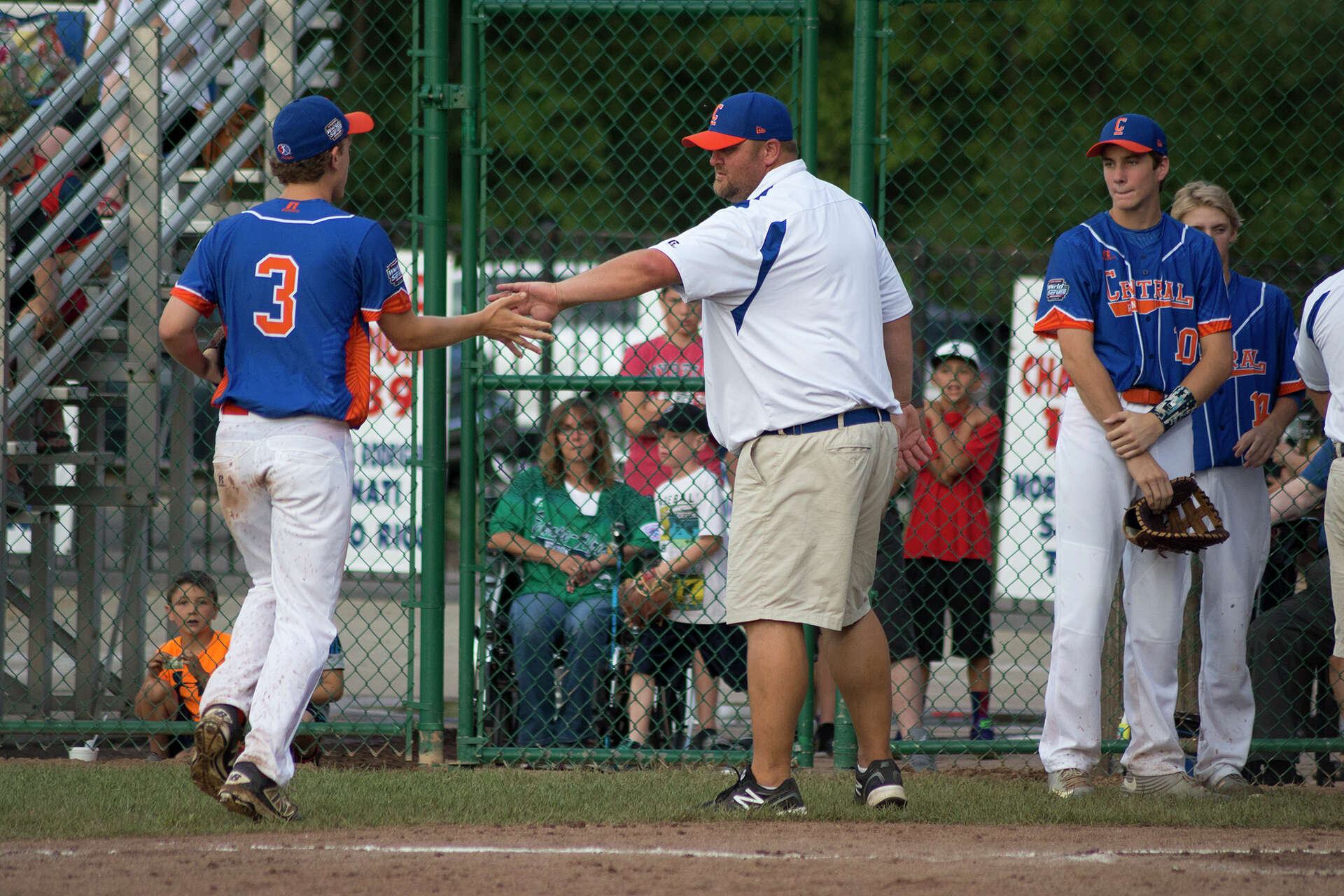 Lifelong Chemic Johnson named new baseball coach