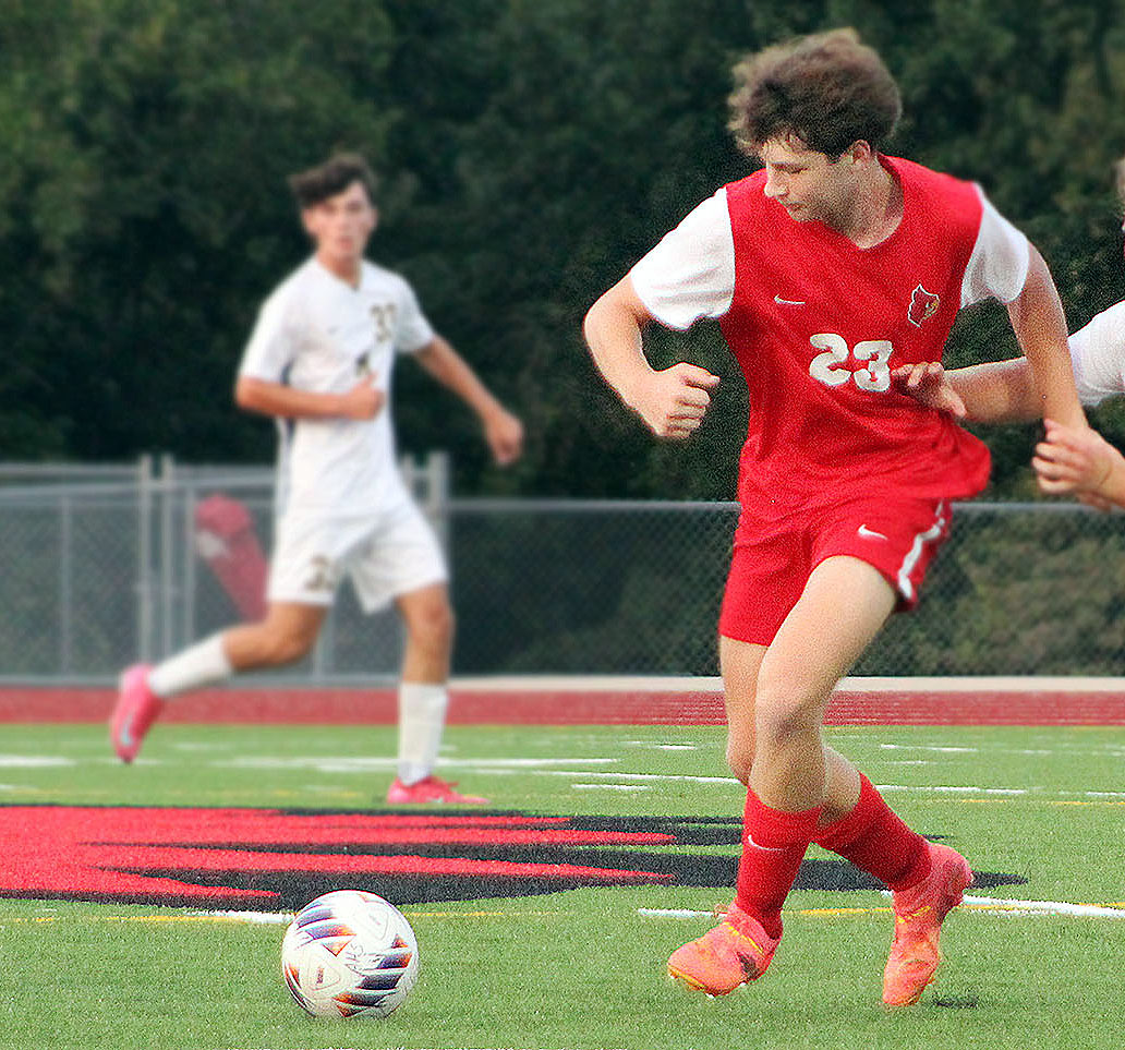 Alton boys soccer downs Belleville East 2-1; Cavies make title game