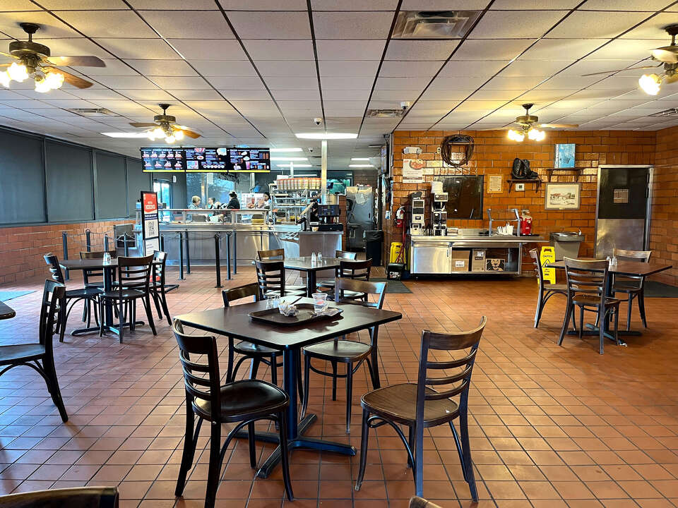 Bill Miller Bar-B-Q closes downtown San Antonio HQ