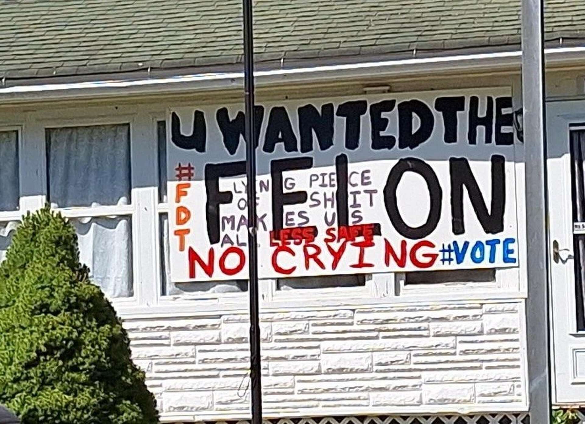 CT man 'using every single inch' of his rights with anti-Trump signs