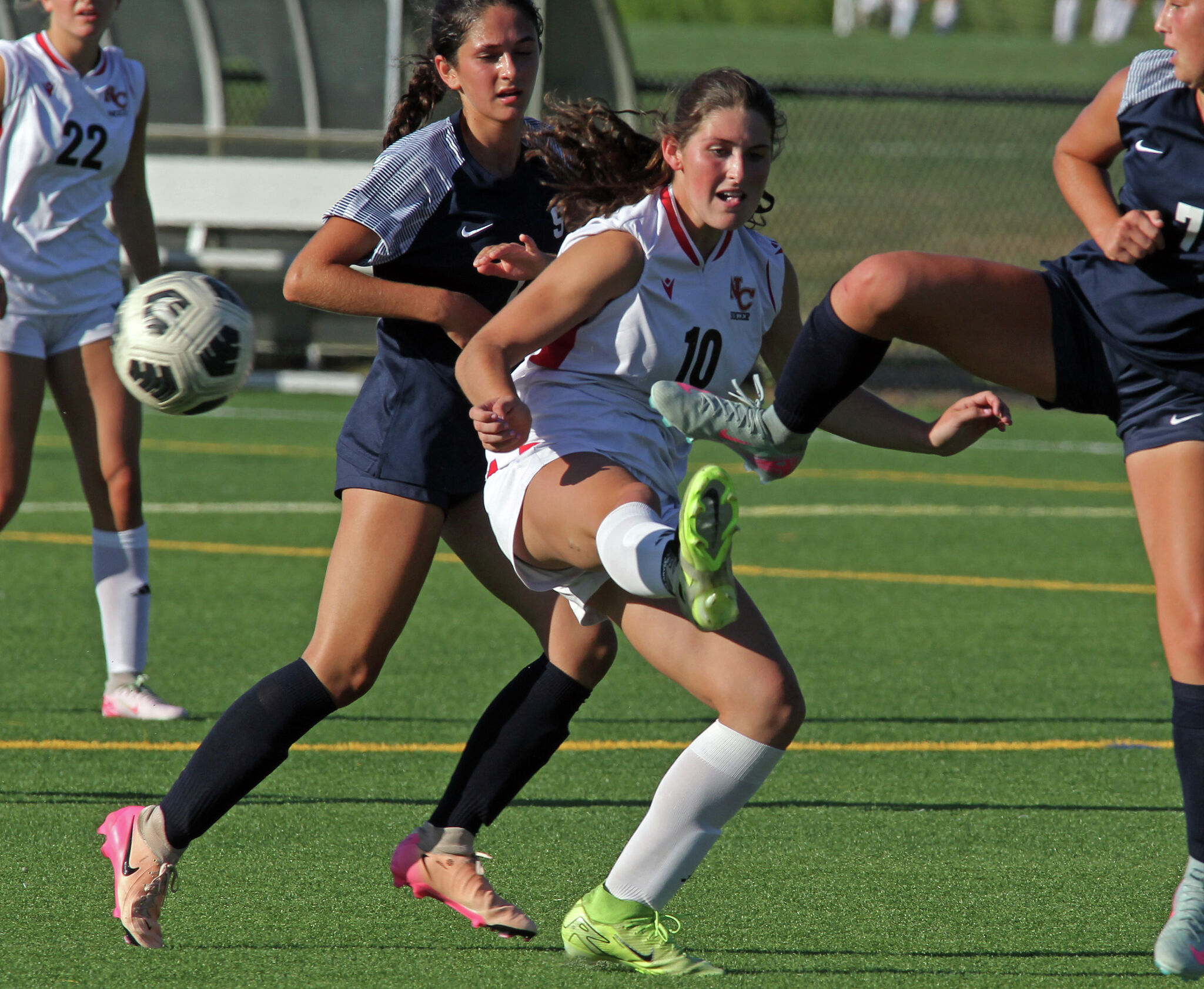CT girls soccer star Clare Greisen commits to play at Northwestern