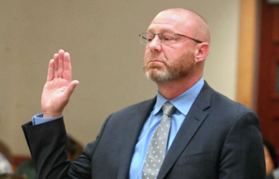 Ex-CT trooper accused of spitting in YouTuber's face seeks probation