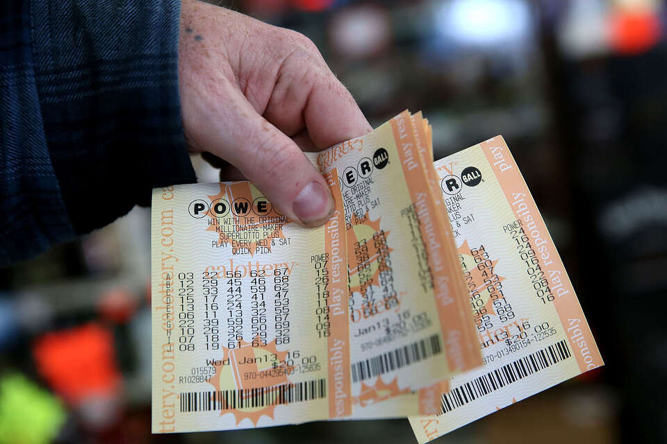 MI, TX, IL players wins Powerball prizes, Jackpot gets to $1.7 billion