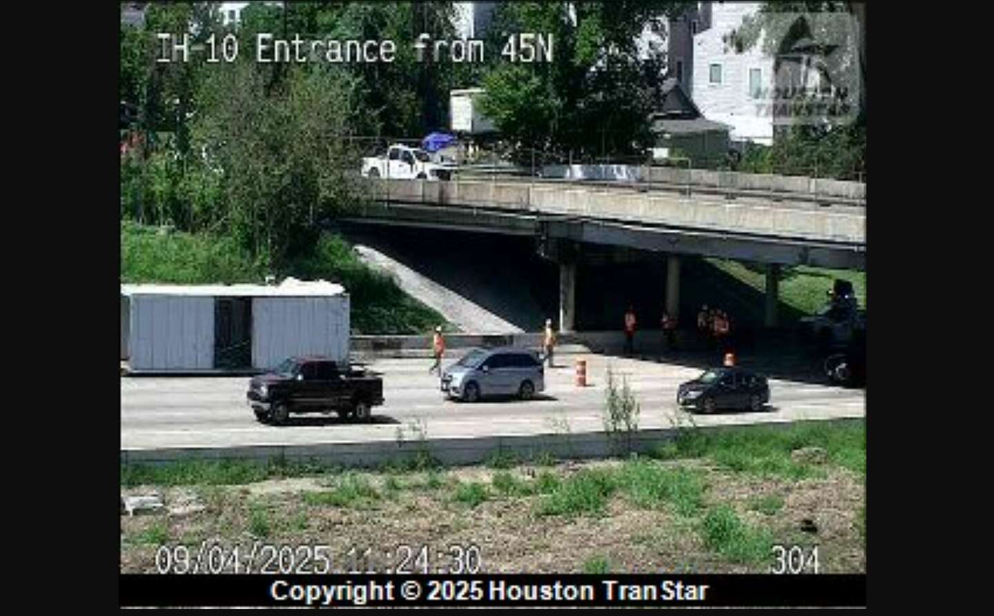 Houston Avenue bridge struck; multiple Interstate 10 lanes closed