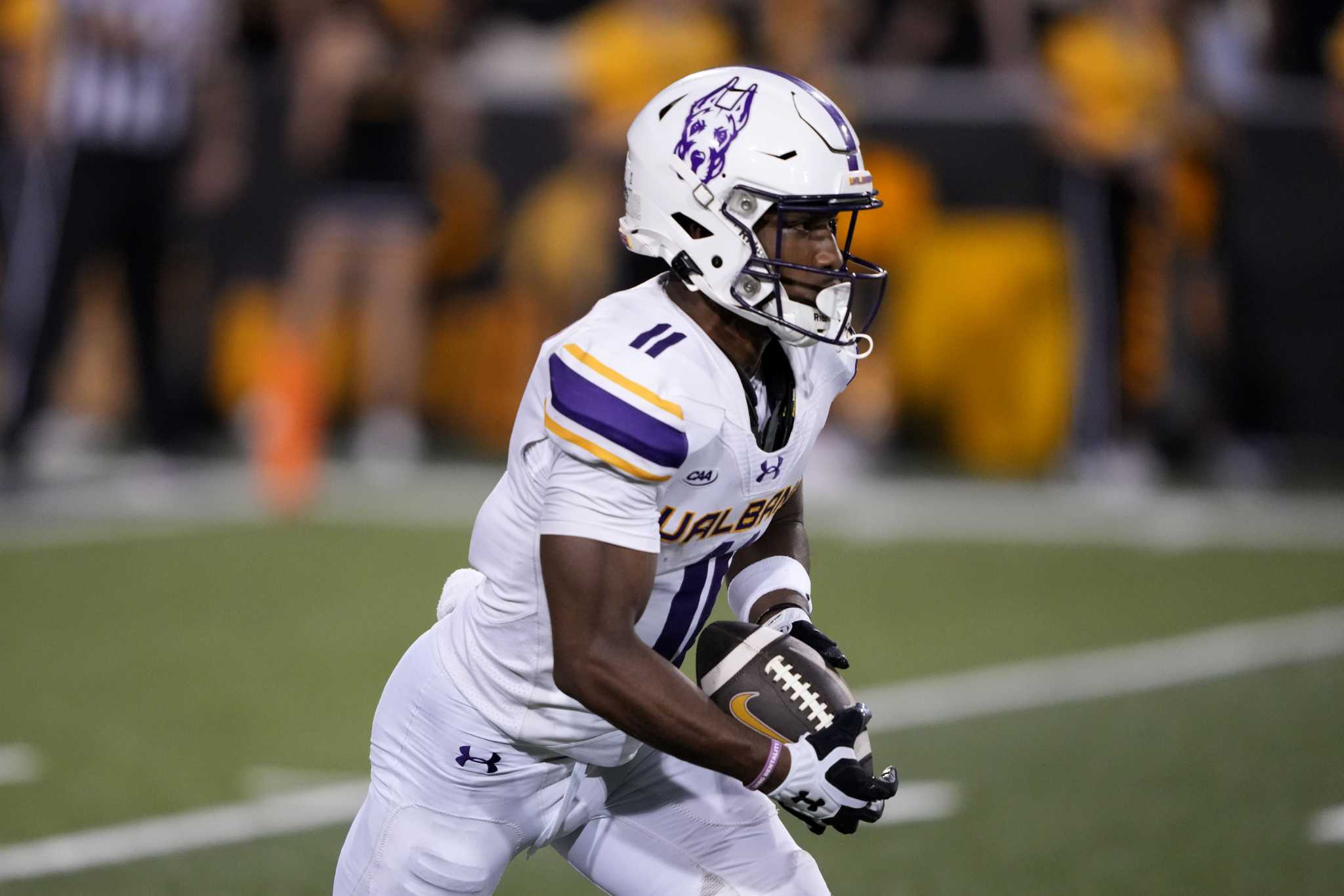 Rose Jr. returns to UAlbany football, scores TD at Iowa