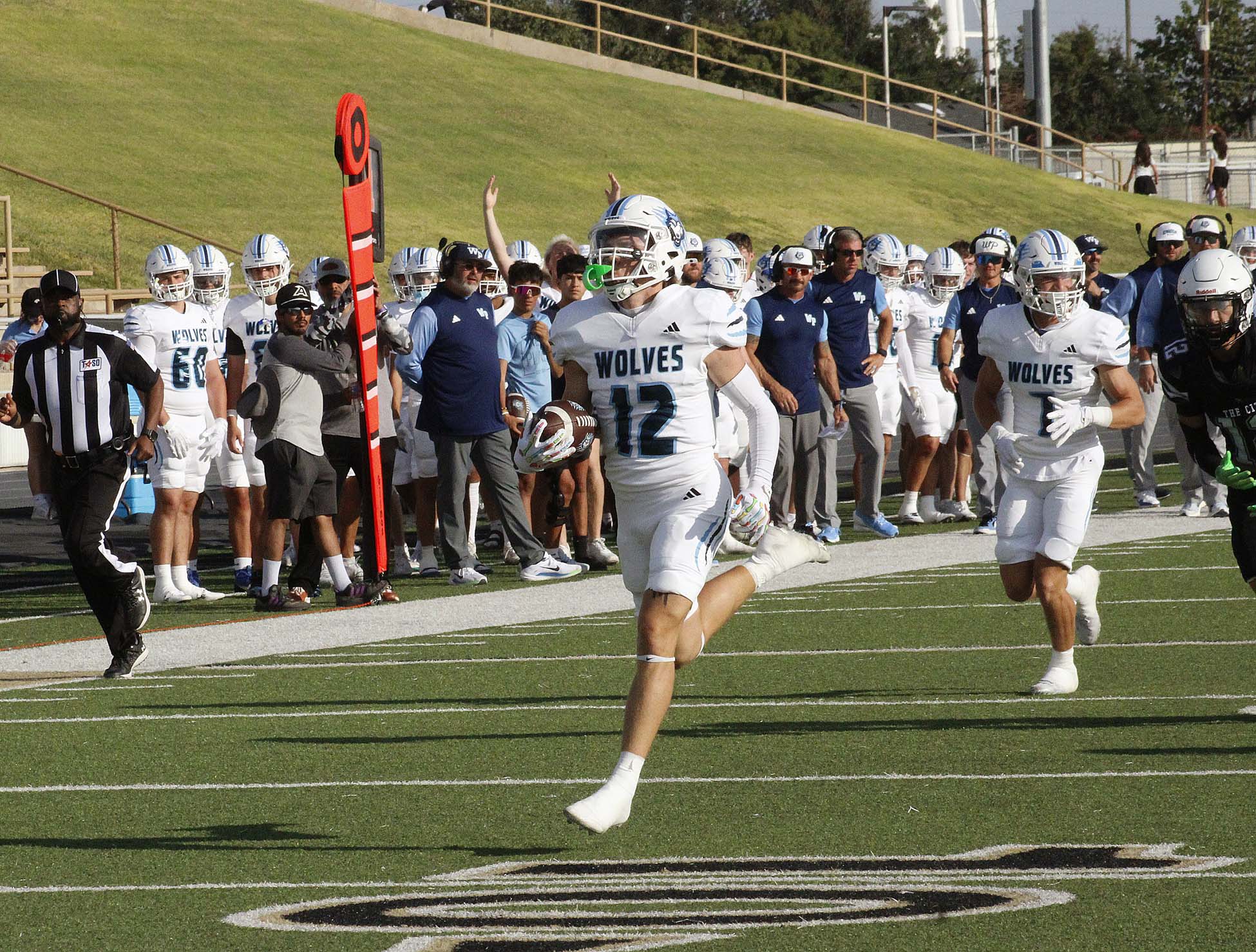 West Plains rolls to 58-0 lopsided victory over Clint Horizon