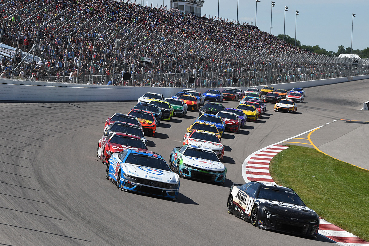 NASCAR Playoffs arrive in Illinois at WWTR on Sunday