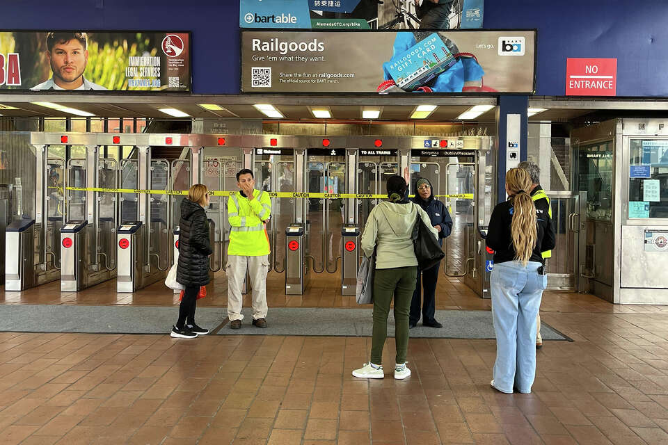 BART resumes full service, ending lengthy shutdown