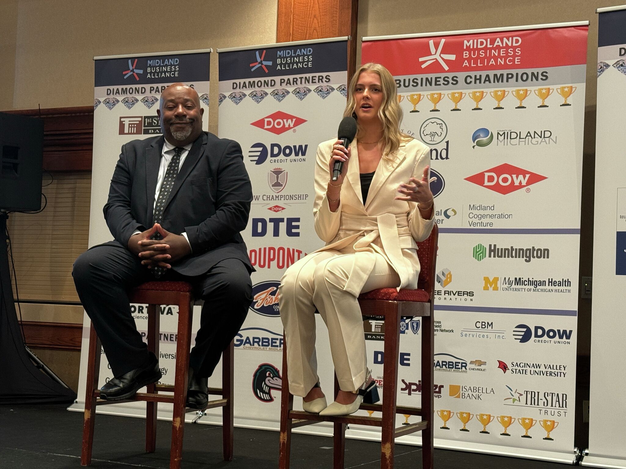 Conseco Finance Unit to Be Split, Sold