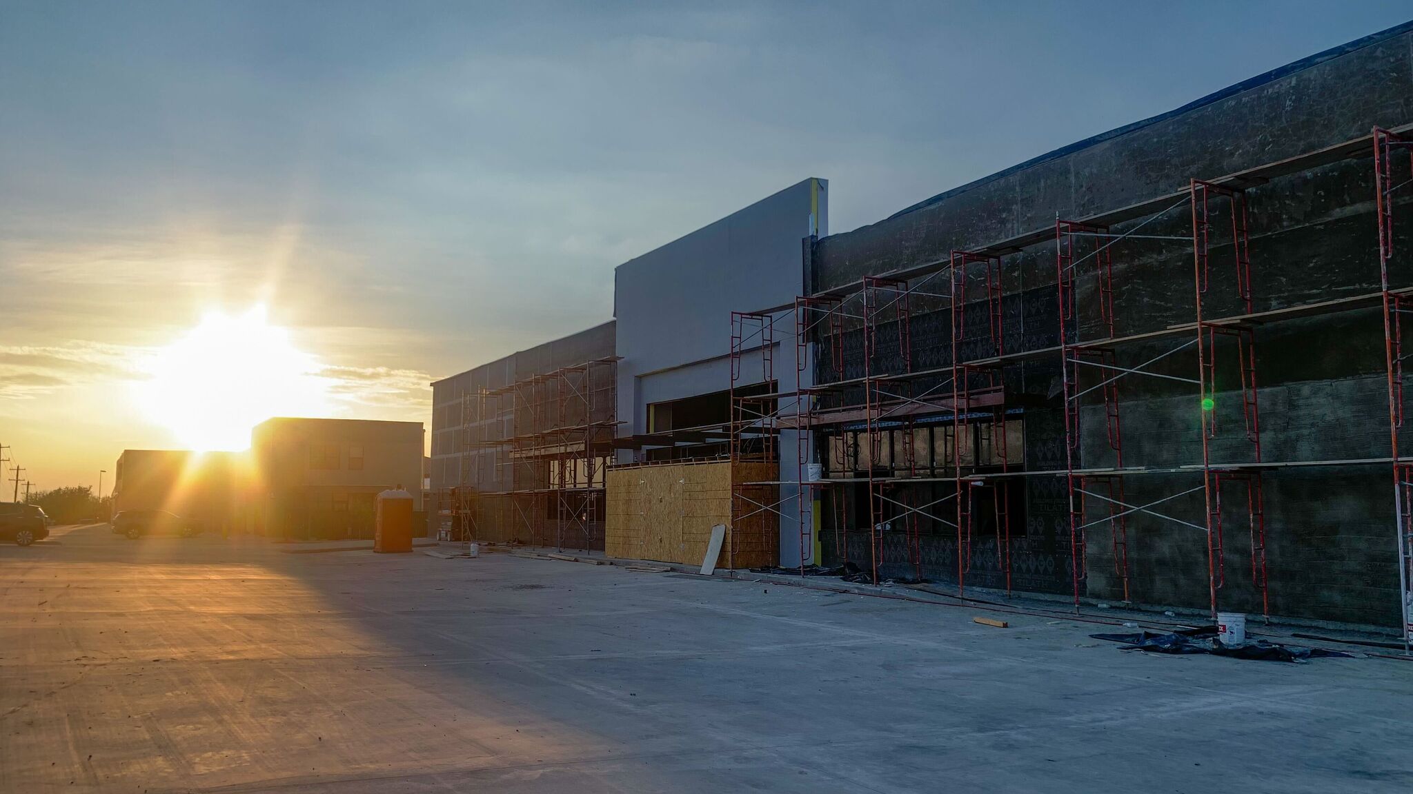 What's that going to be next to Cielito Lindo Storage in Laredo?