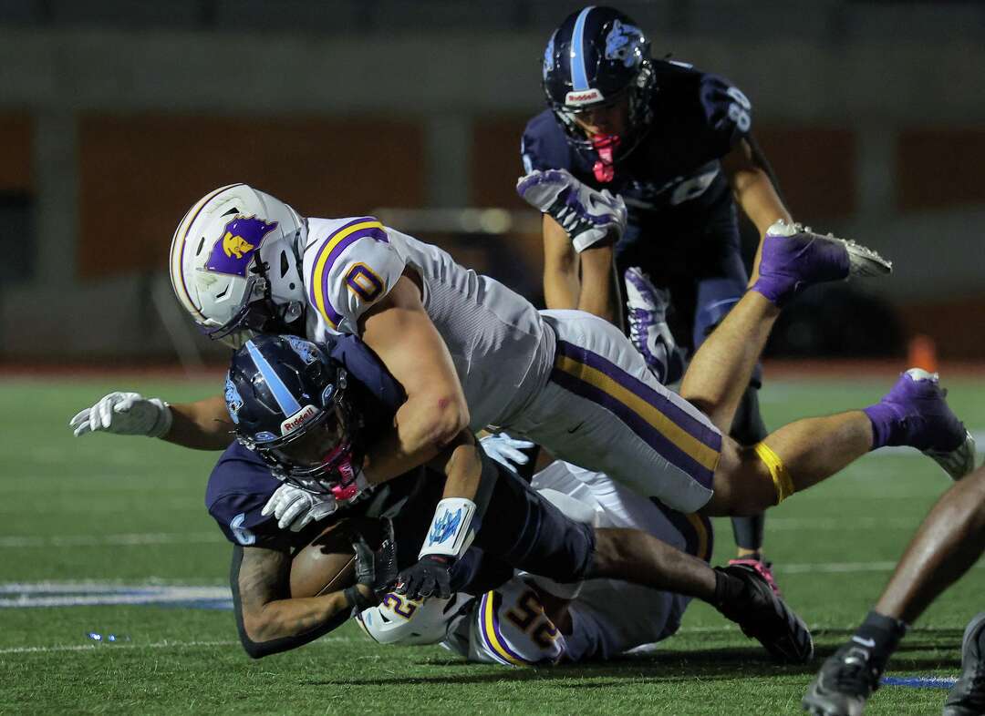 No. 2 Johnson football downs No. 7 Pieper with strong defense