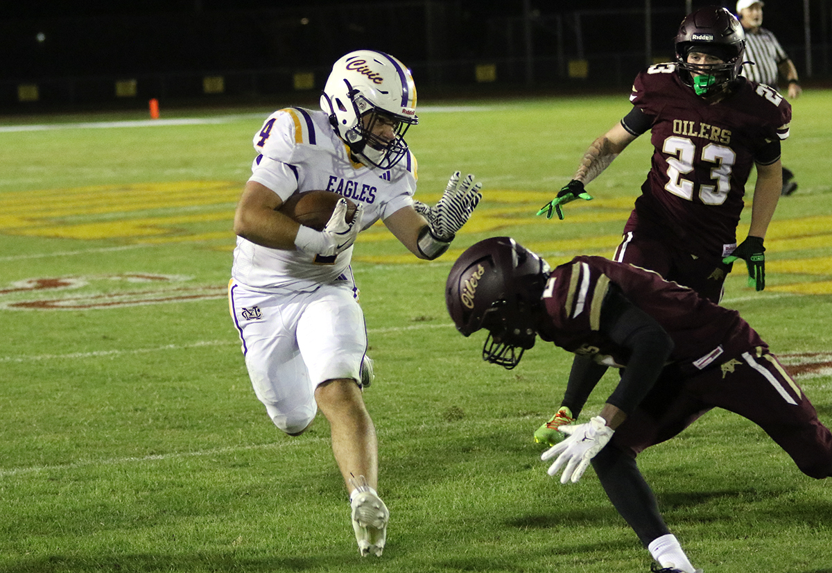 CM dominates in all phases, gets 49-0 football win over EA-WR