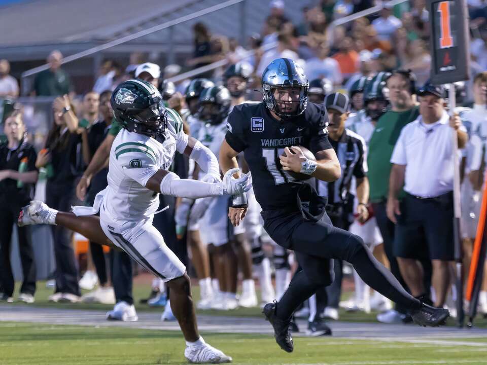 UIL football: Vandegrift bounces back to rout Cedar Park