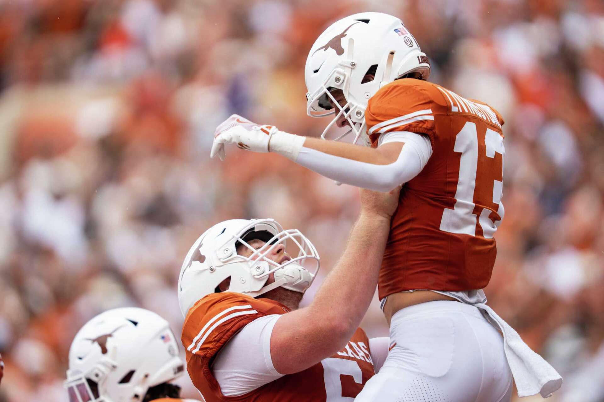 Arch Manning, Malachi Nelson will battle when Texas plays UTEP Week 3