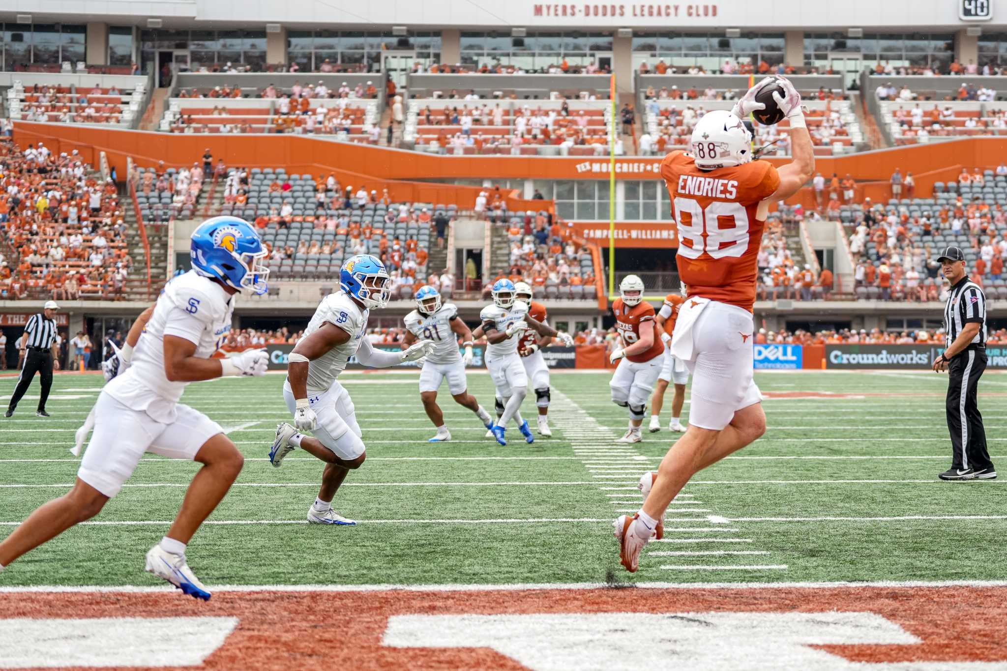 Texas vs Sam Houston: Jack Endries transfers into starting TE role