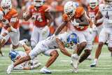Texas football: Jack Endries shows versatility, nose for end zone